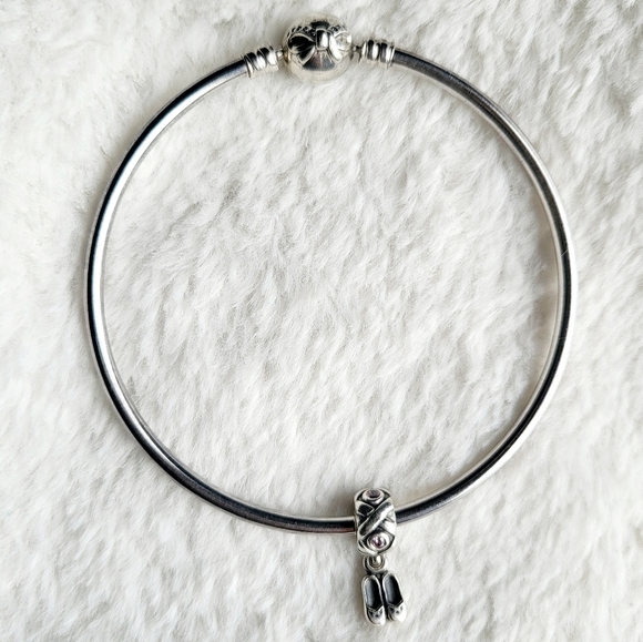Pandora | Jewelry | Limited Edition Pandora Dainty Bow Bangle W ...